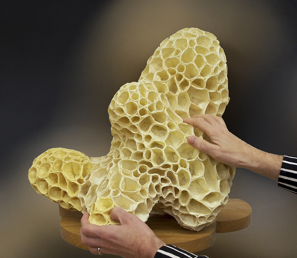 Touching Sculpture | Pia Männikkö